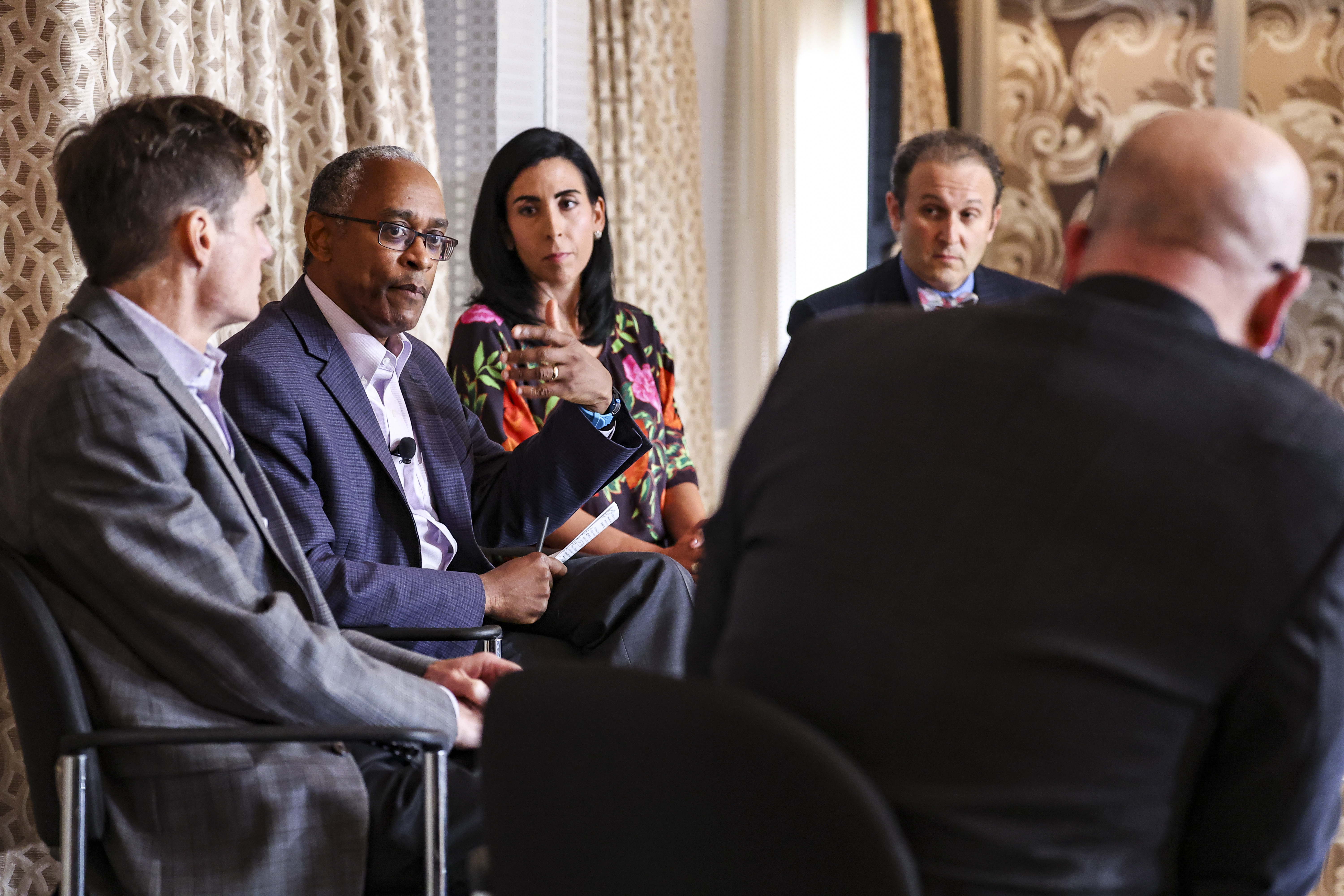 Bioethics, Health Policy, and Media Experts Weigh in on Restoring Trust ...